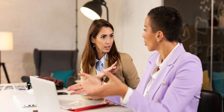 5 tips voor moeilijke gesprekken met je medewerkers | Exact