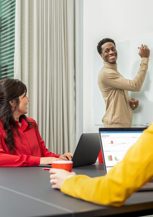 Zo maak je een financiële prognose (+ voorbeeld) | Exact